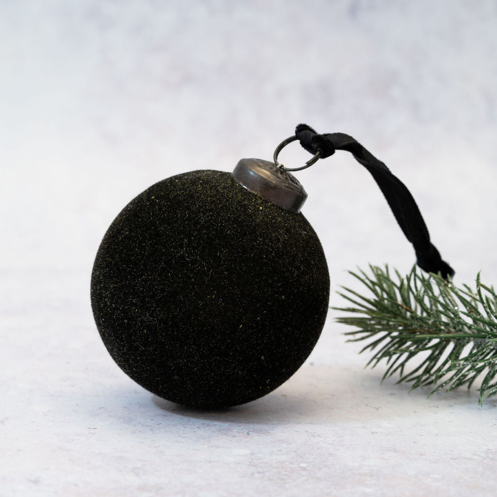 3" Emerald Velvet Bauble Christmas Decoration – Arthur Cameron