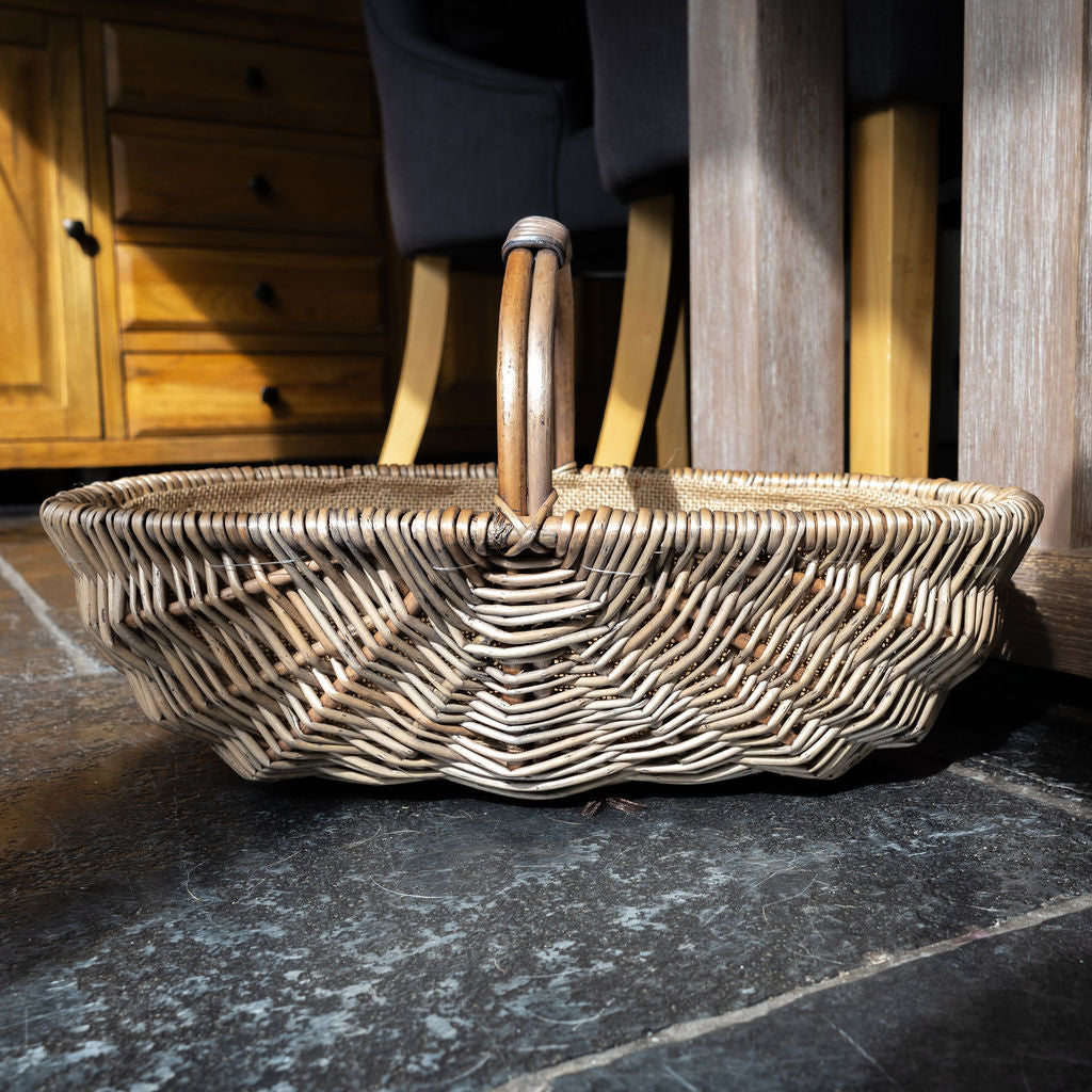 Light Grey Oval Lined Wicker Trug Basket – Arthur Cameron