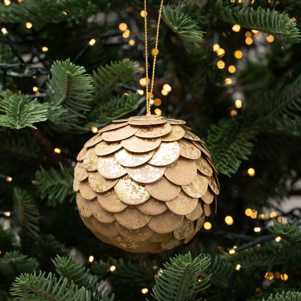 4" Gold Fleck Lamella Bauble – Arthur Cameron