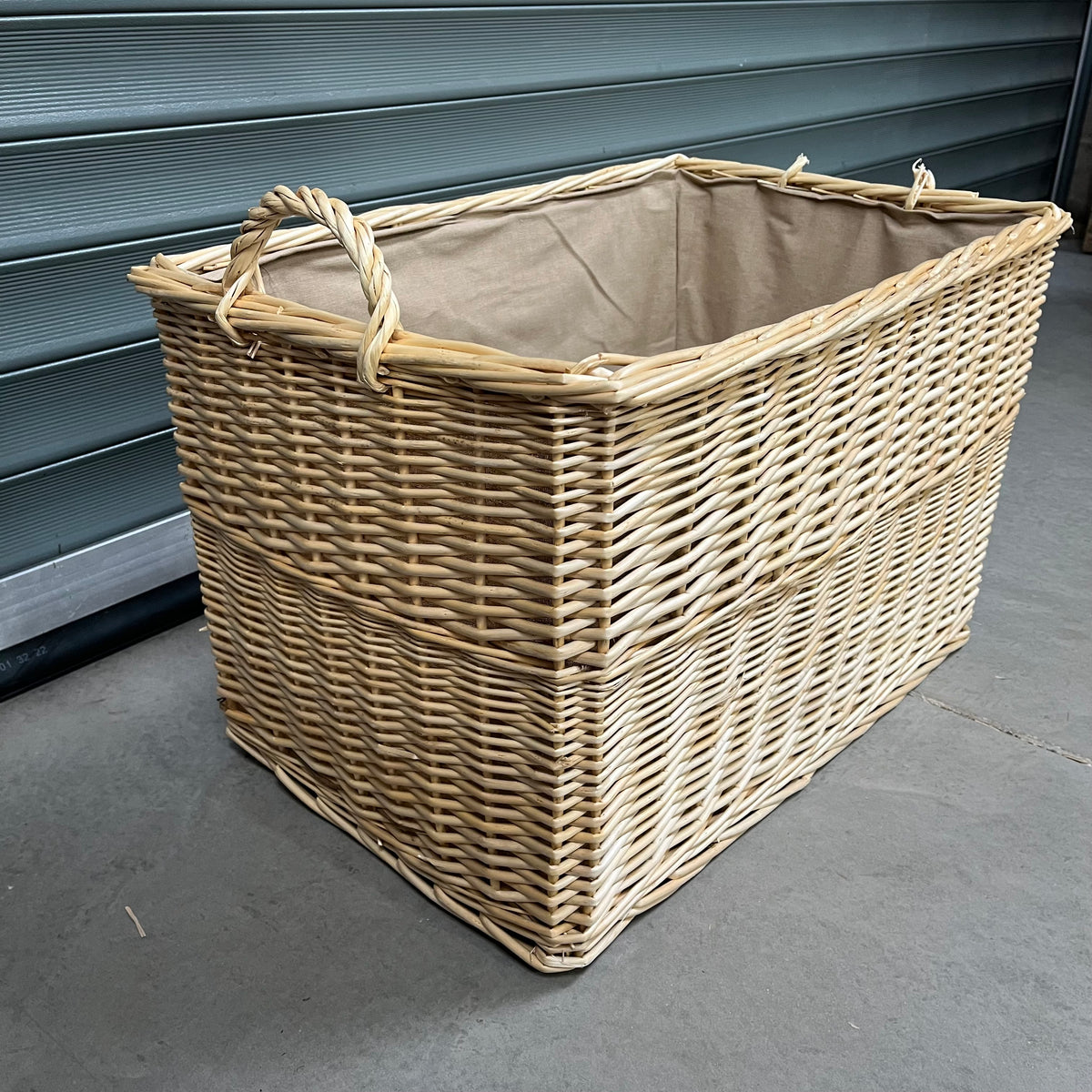 Natural Rectangular Log Basket Large - Seconds Lot AC21 – Arthur Cameron