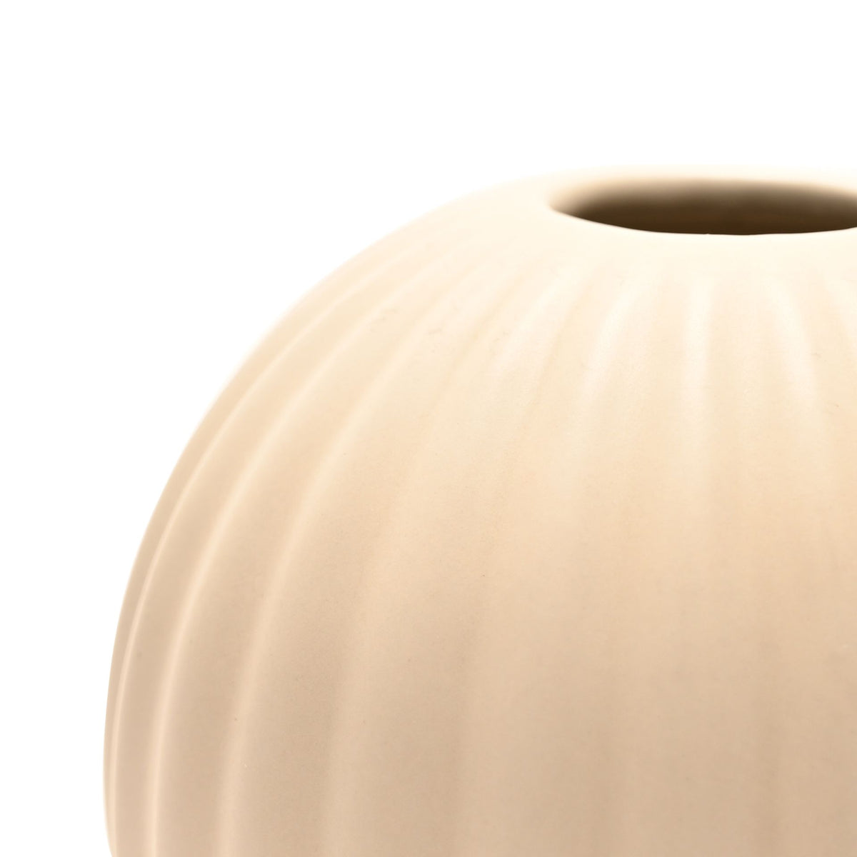 Cream Ceramic Round Style Ribbed Vase – Arthur Cameron