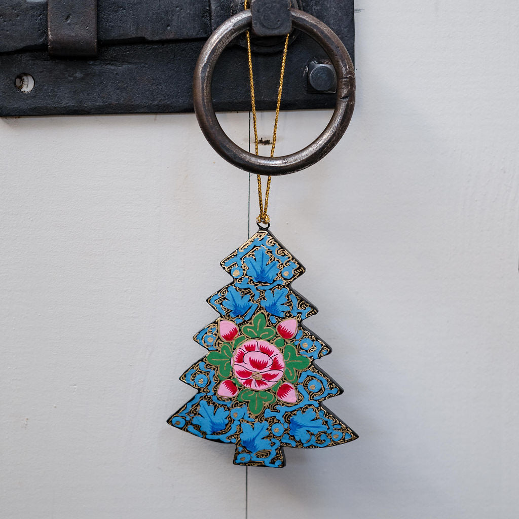 Spigelia Christmas Tree – Arthur Cameron