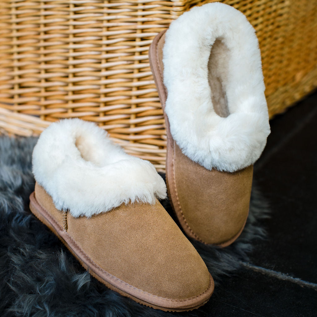 Deluxe Ladies 'Elena' Sheepskin Slippers - Chestnut – Arthur Cameron