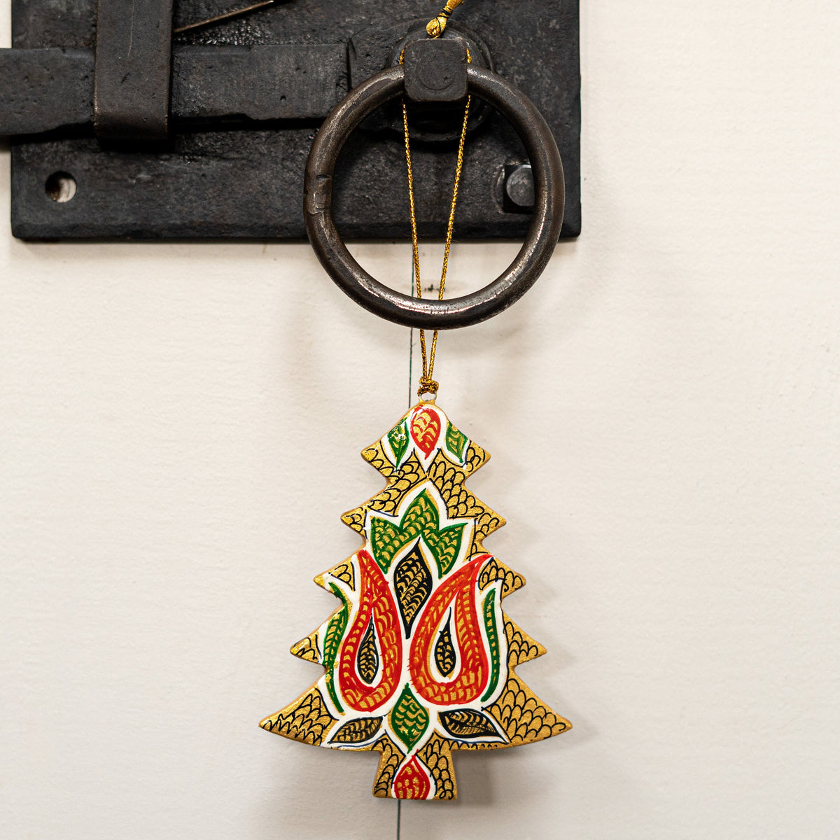 Indian 26 Hanging Christmas Tree – Arthur Cameron